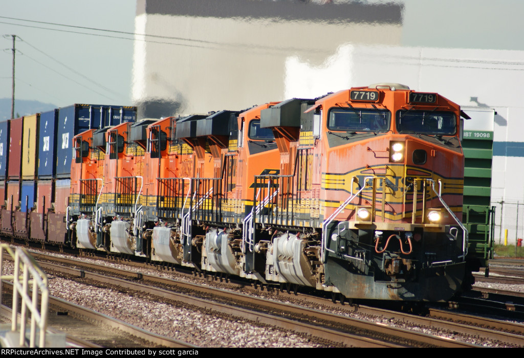 BNSF 7719